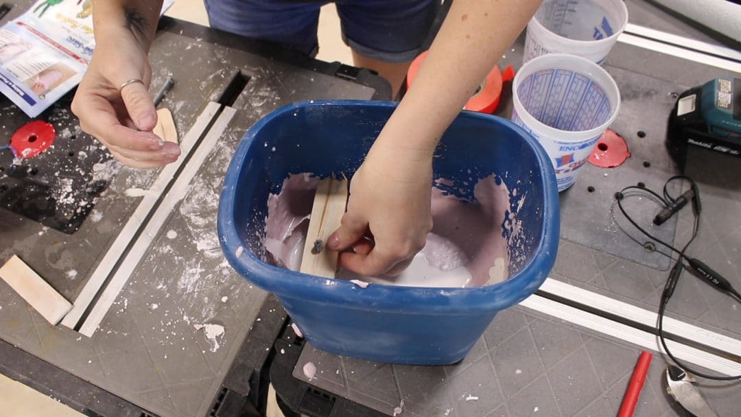 How To Mold And Cast Your Hand! With Alginate And Plaster